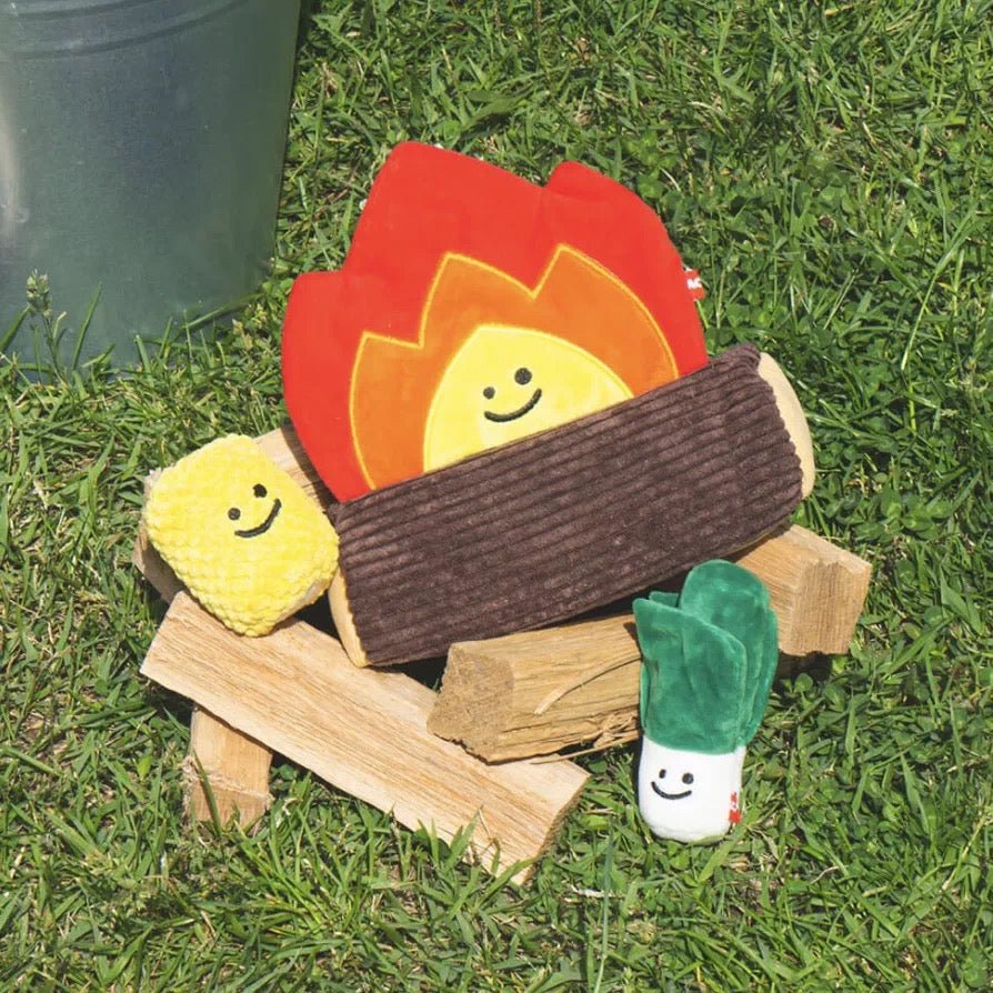 Bacon Bonfire Hunting Toy – Shortie Friends